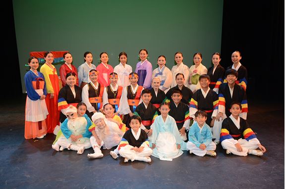 Halla Huhm Korean Dance Studio || Honolulu Festival